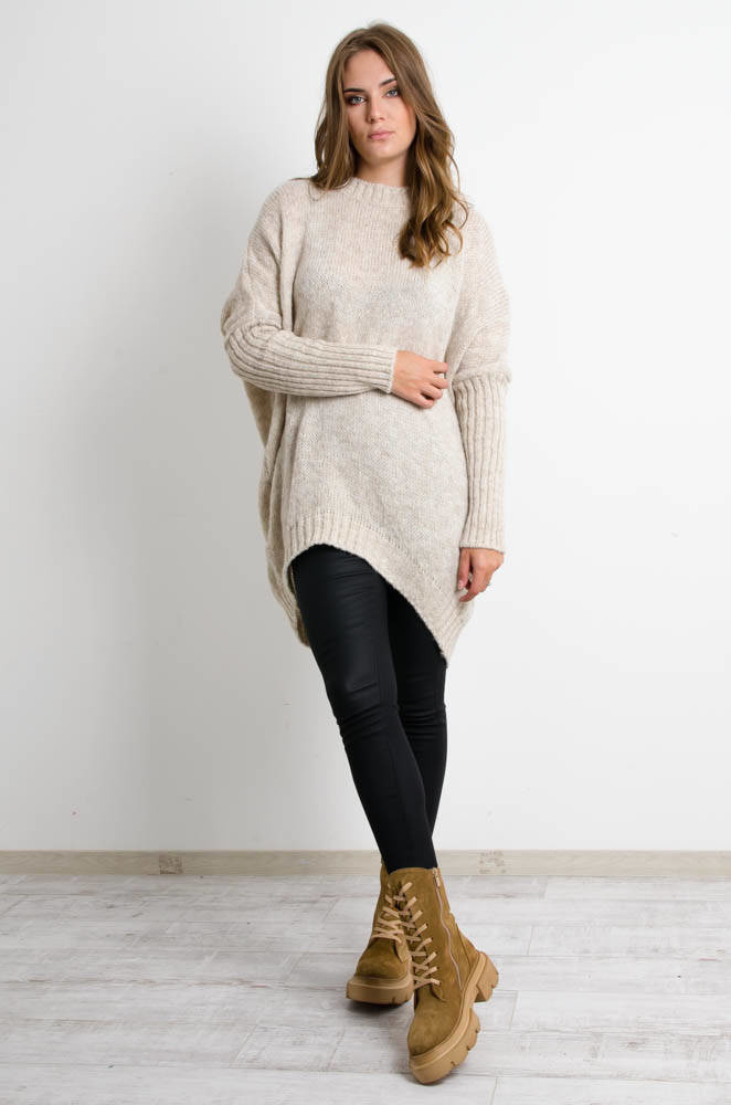 DŁUGI BEŻOWY ASYMETRYCZNY SWETER - Olika