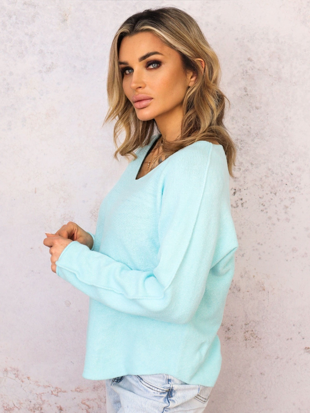 SWETER OVERSIZE Z DEKOLTEM W SEREK- TURKUSOWY - Olika